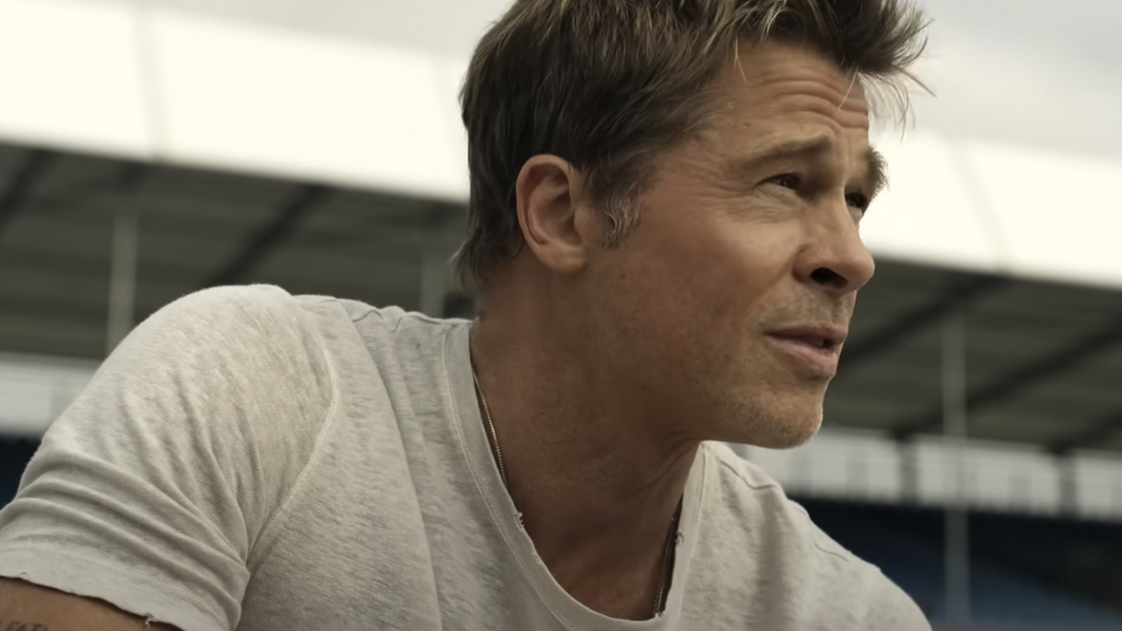F1 Trailer: o novo filme de corrida de Brad Pitt parece inacreditavelmente legal | Universo Cinema