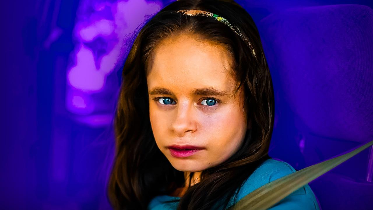 Quem é a fé Imogen Reid? Natalia Grace Atriz Condição, Idade, Altura e ...